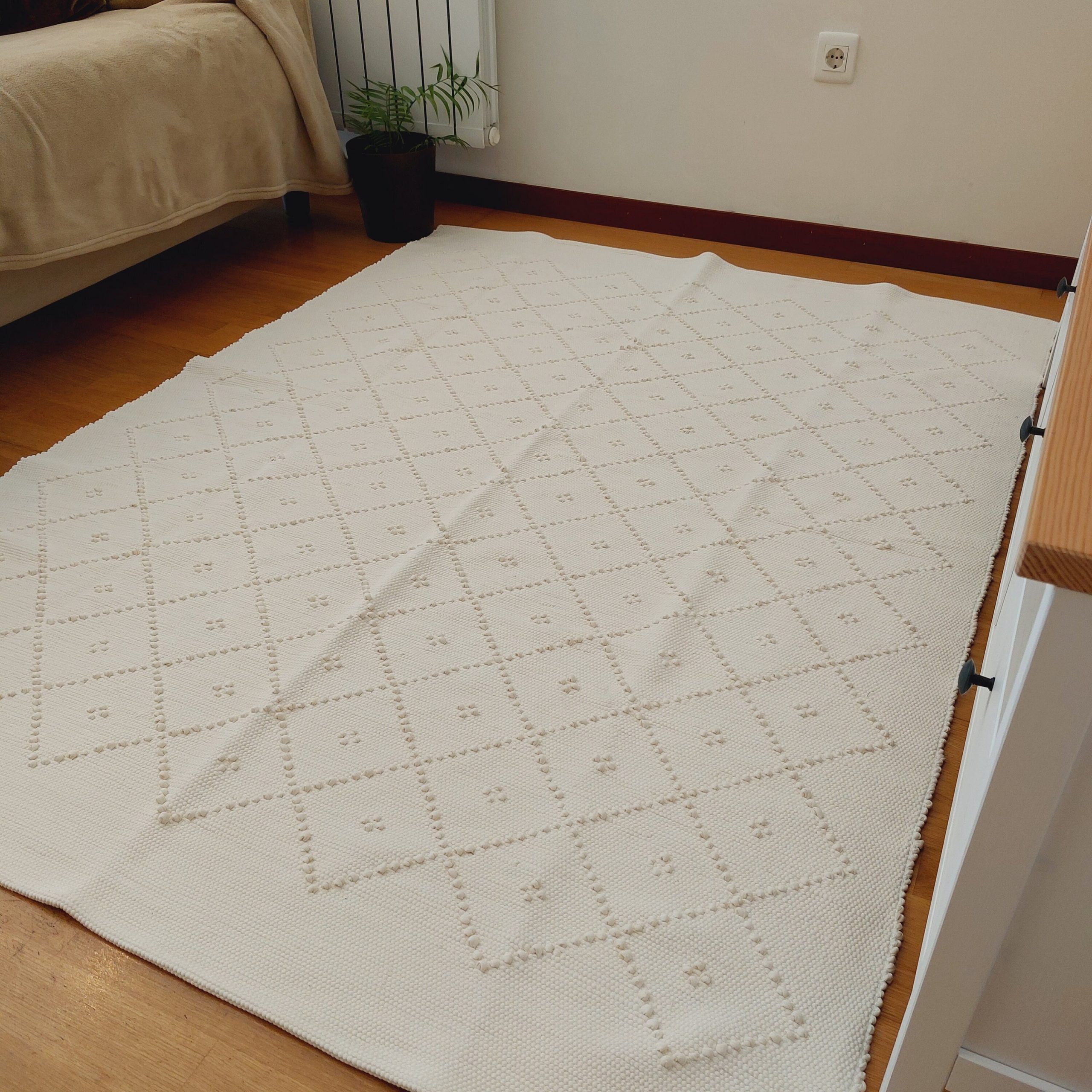 Large Off White Rug - PadaWorks