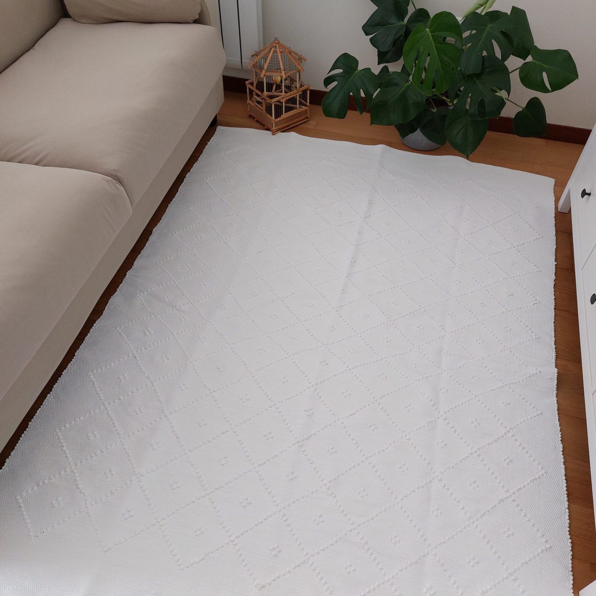 Large Pure White Rug - 150x200cm - Knotted Rug - PadaWorks