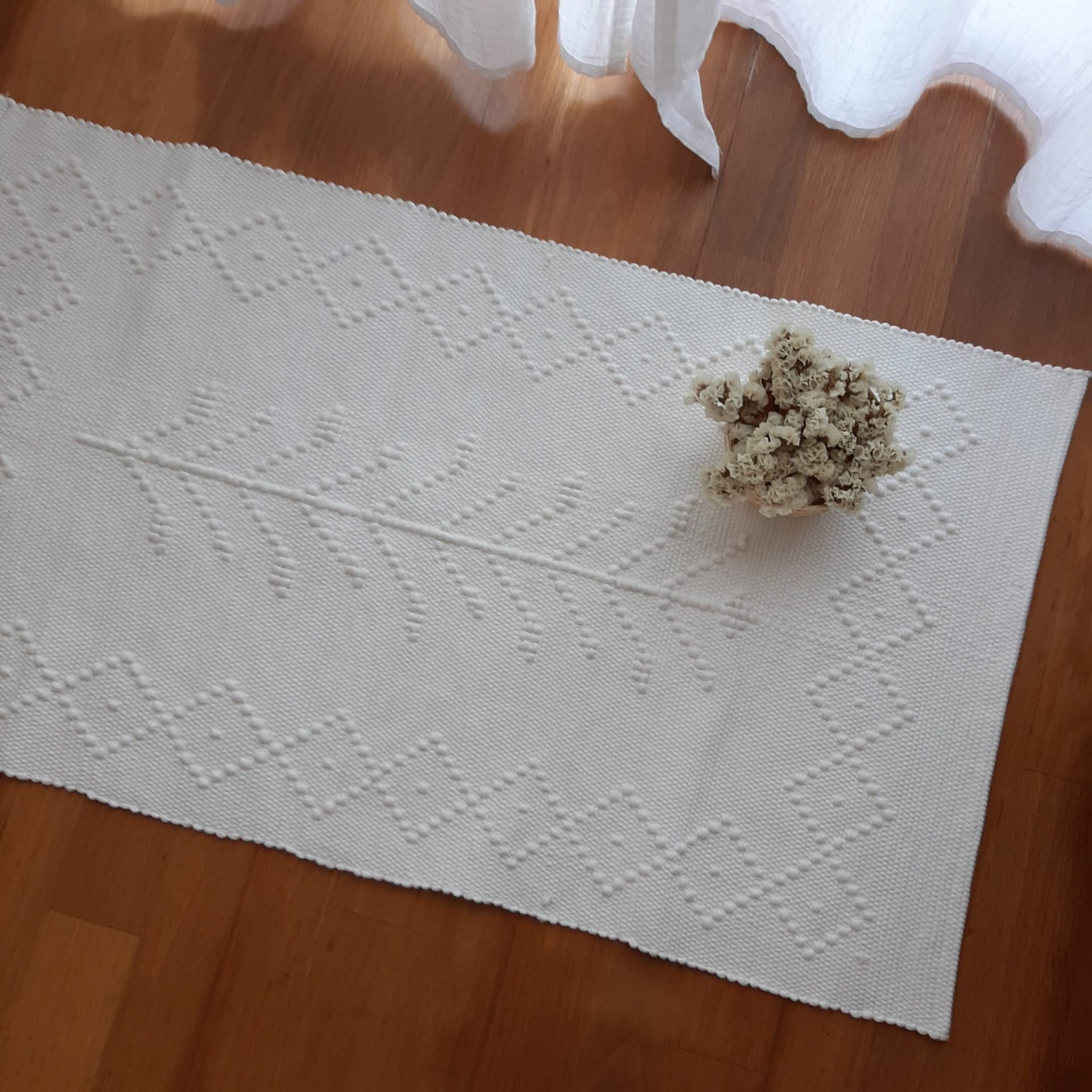 Small White Rug - Knotted Rug - PadaWorks