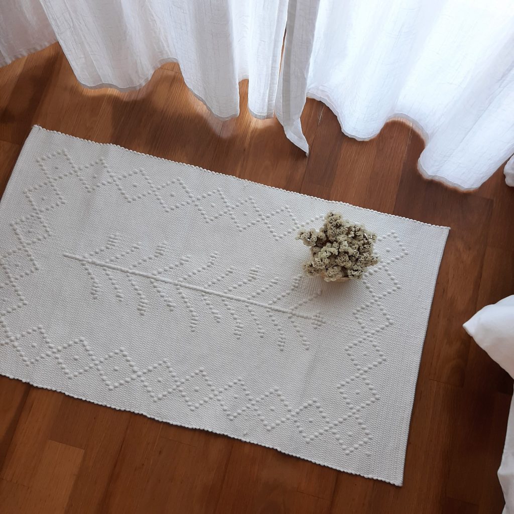 Small White Rug - Knotted Rug - PadaWorks