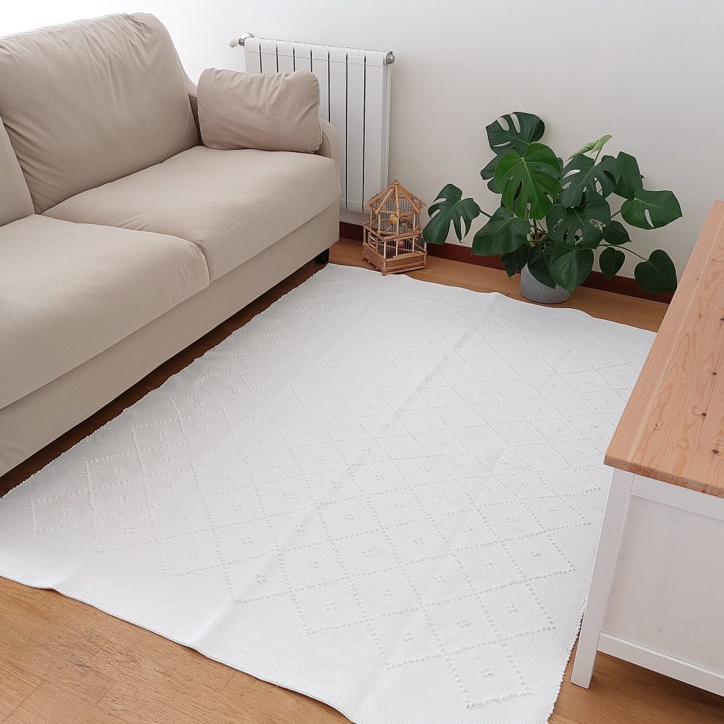 Large Pure White Rug - 150x200cm - Knotted Rug - PadaWorks