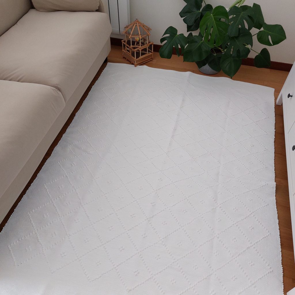 Large Pure White Rug - 150x200cm - Knotted Rug - PadaWorks