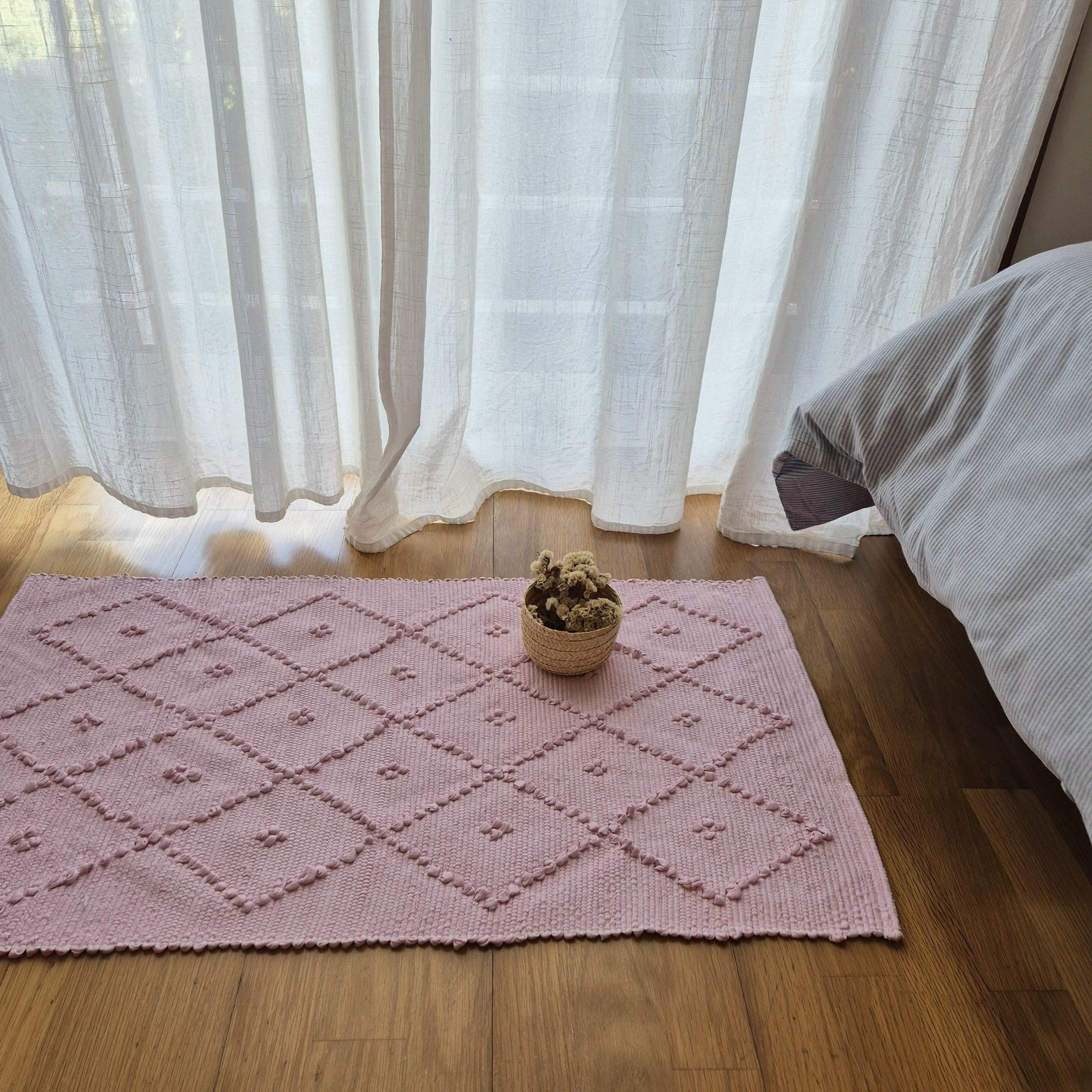 Small Light Pink Rug - 50x100cm - Knotted Rug - PadaWorks
